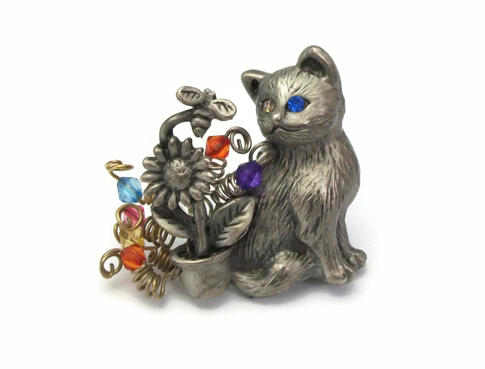 Vintage Pewter Cat Brooch Cat with Different Color Eyes in Flower ...