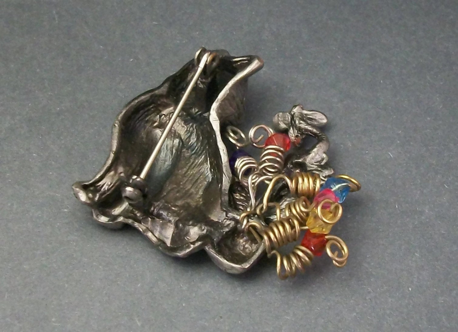 Vintage Pewter Cat Brooch Cat with Different Color Eyes in Flower ...